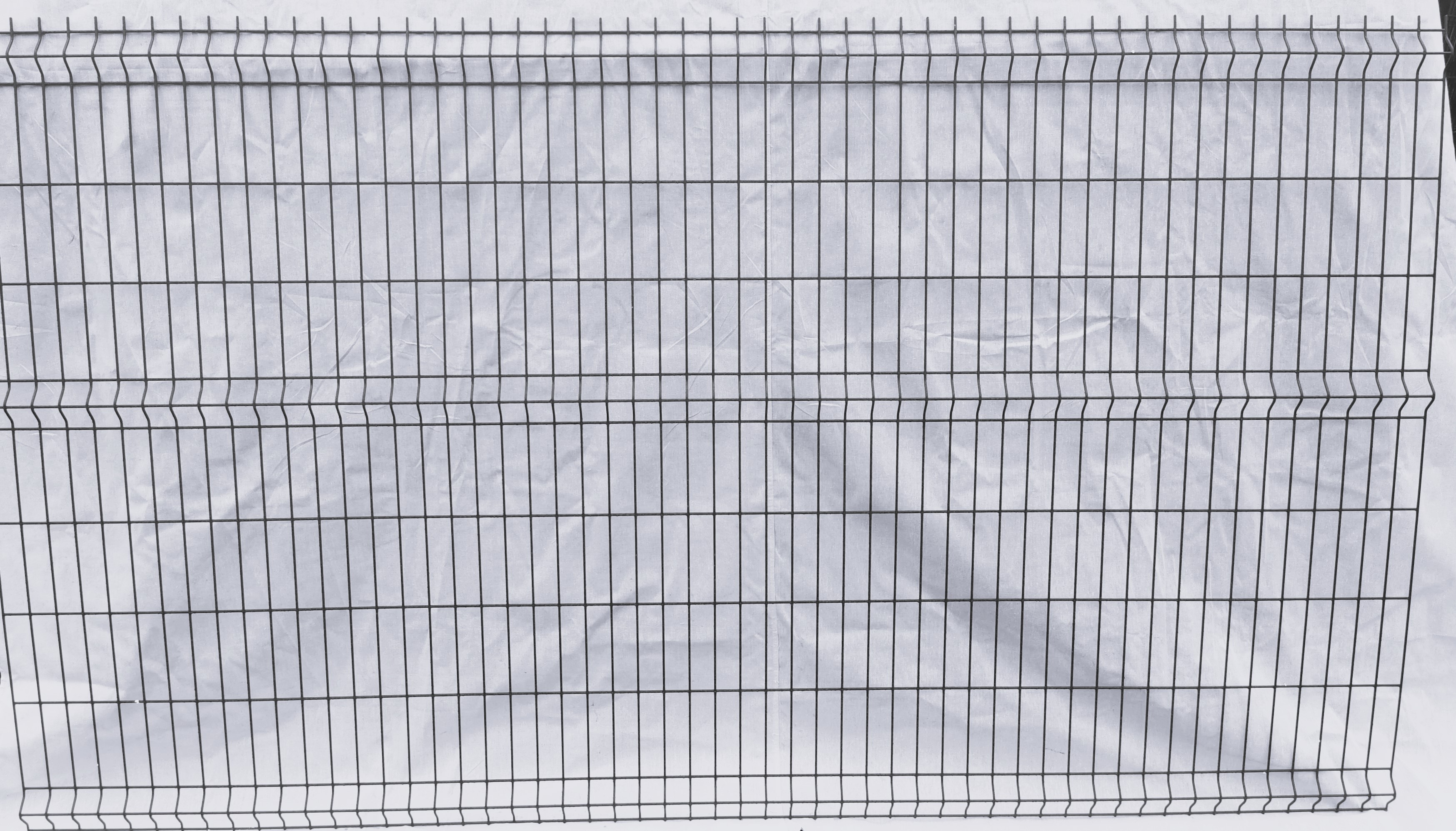 V Mesh Panel 1.73m x 3.0m – Black